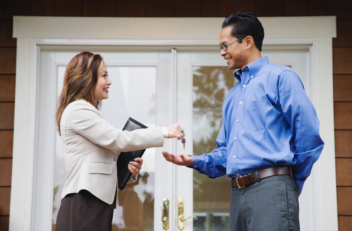 How To Buy a House With Cash-Offer Financing | LowerMyBills