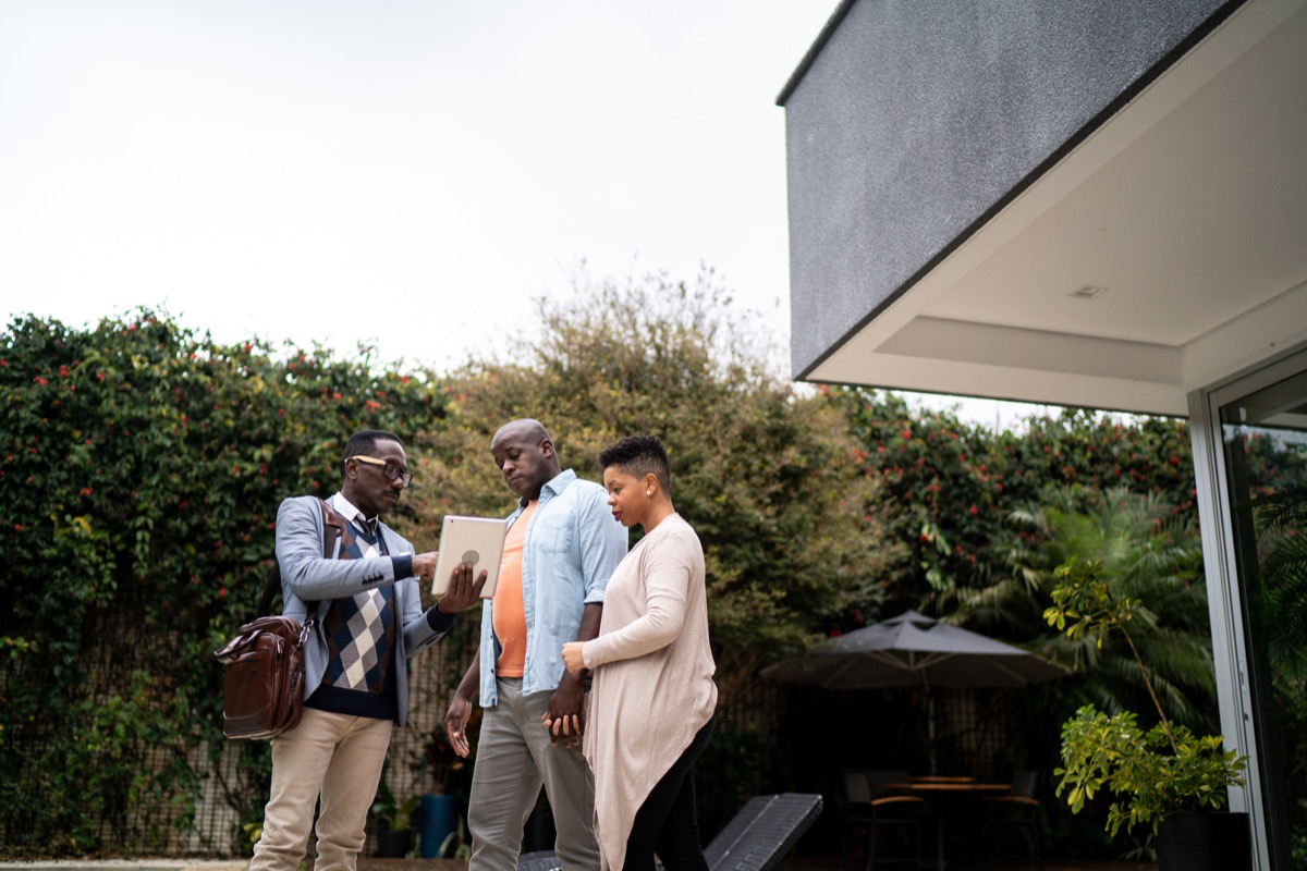 Can You Sell Your Home After Refinancing? | LowerMyBills